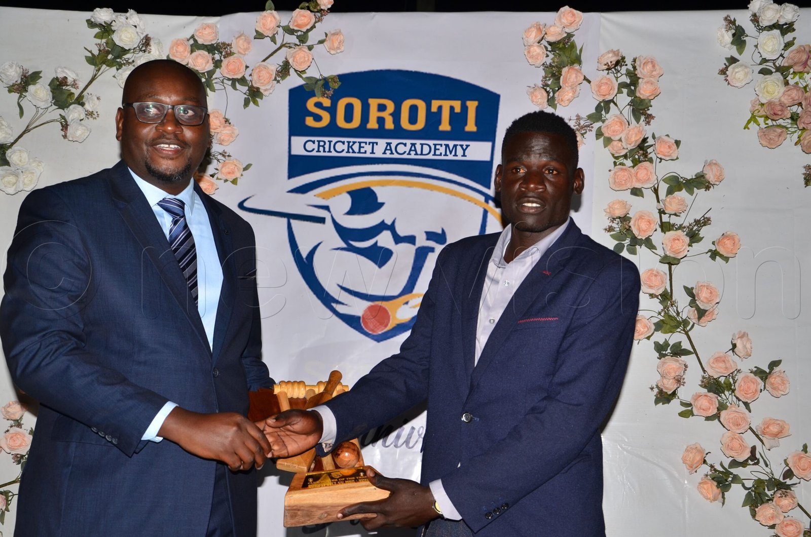 Soroti cricketers receive awards - Soroti Cricket Academy